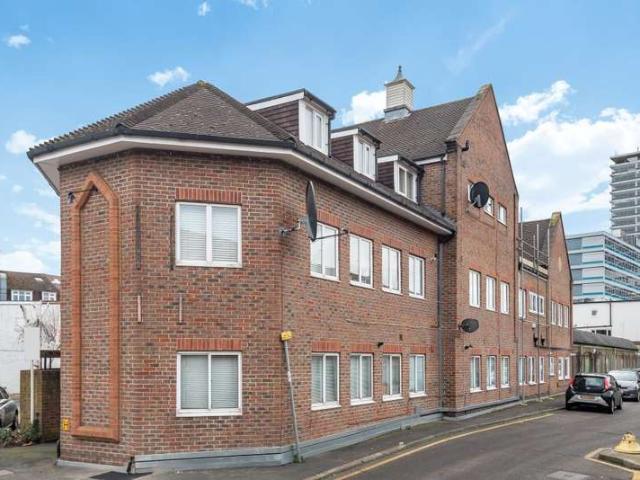 2 Bedroom Flat