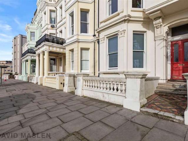 2 Bedroom Flat