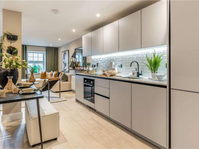 2 Bedroom Flat