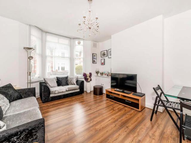 2 Bedroom Flat