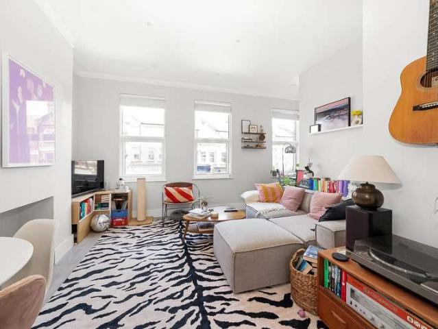 2 Bedroom Flat