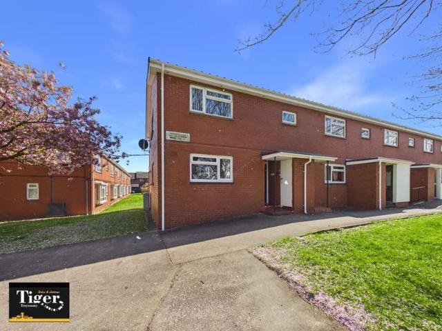 2 Bedroom Flat
