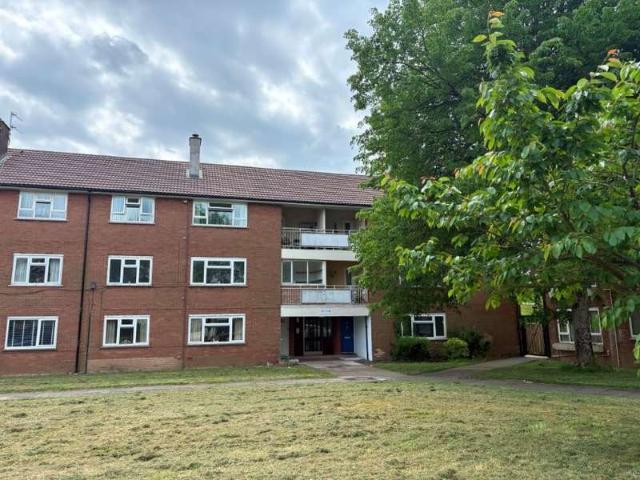 2 Bedroom Flat