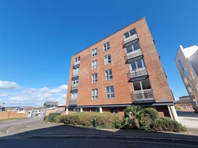 2 Bedroom Flat