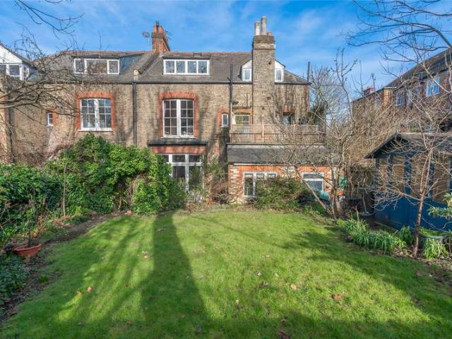 2 Bedroom Flat
