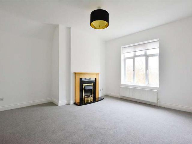 2 Bedroom Flat
