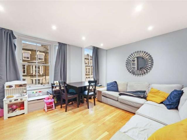2 Bedroom Flat