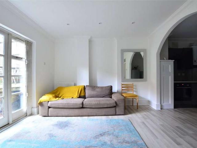2 Bedroom Flat