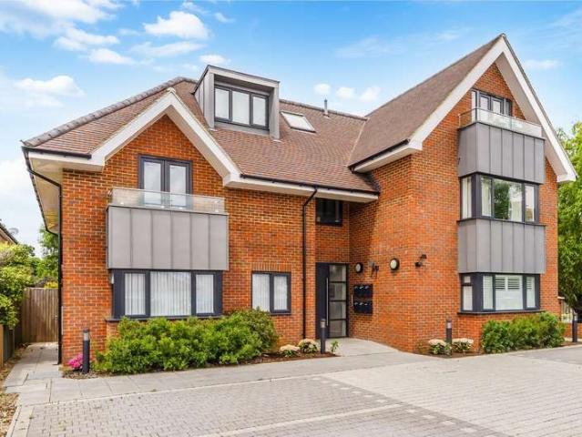 2 Bedroom Flat