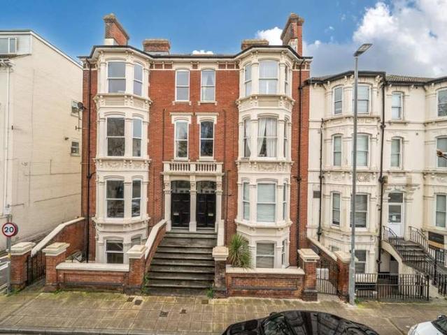 2 Bedroom Flat