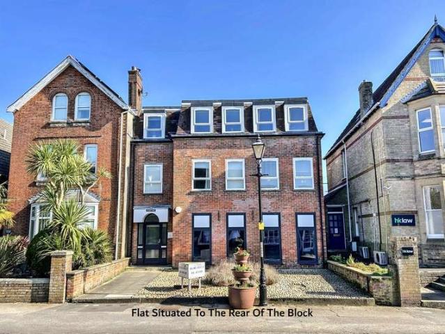 2 Bedroom Flat