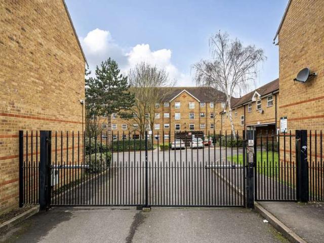 2 Bedroom Flat