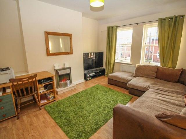 2 Bedroom Flat