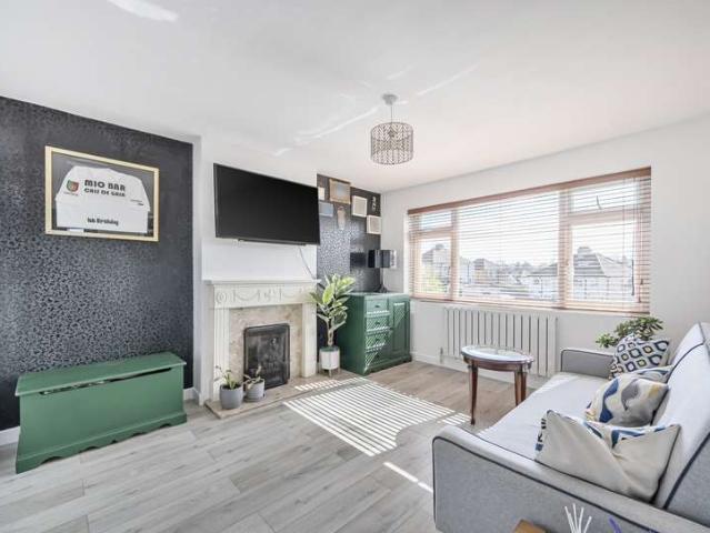 2 Bedroom Flat