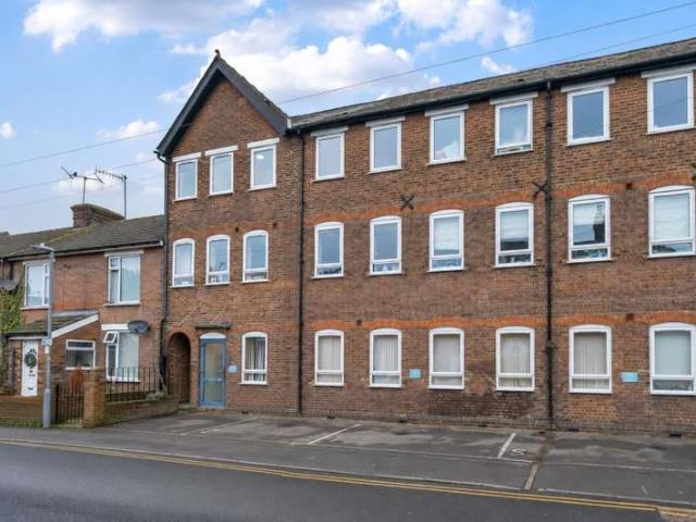 2 Bedroom Flat