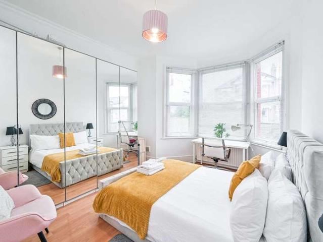 2 Bedroom Flat
