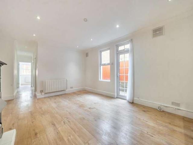 2 Bedroom Flat