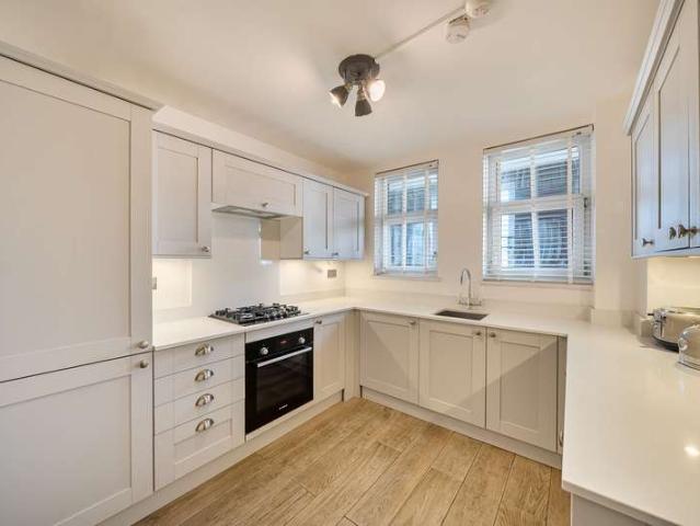 2 Bedroom Flat