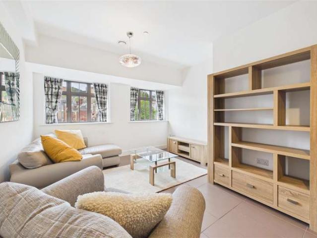 2 Bedroom Flat