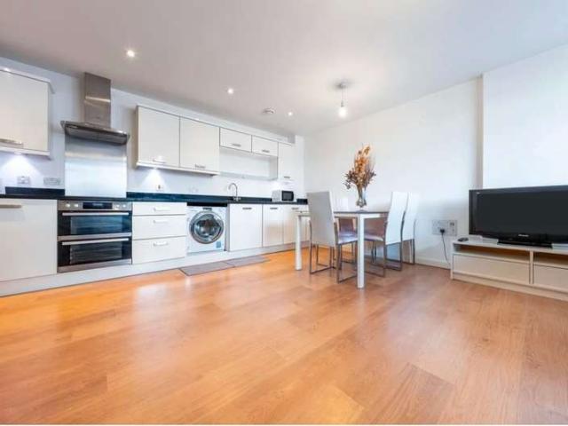 2 Bedroom Flat