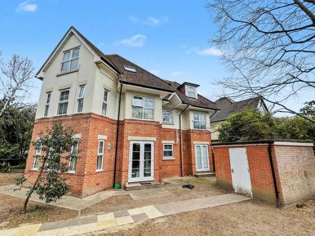 2 Bedroom Flat