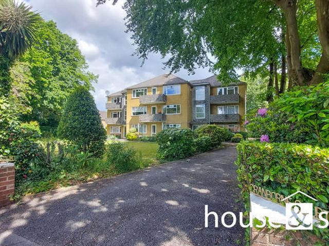 2 Bedroom Flat