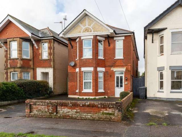 2 Bedroom Flat