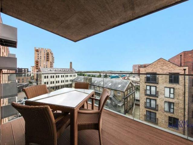 2 Bedroom Flat