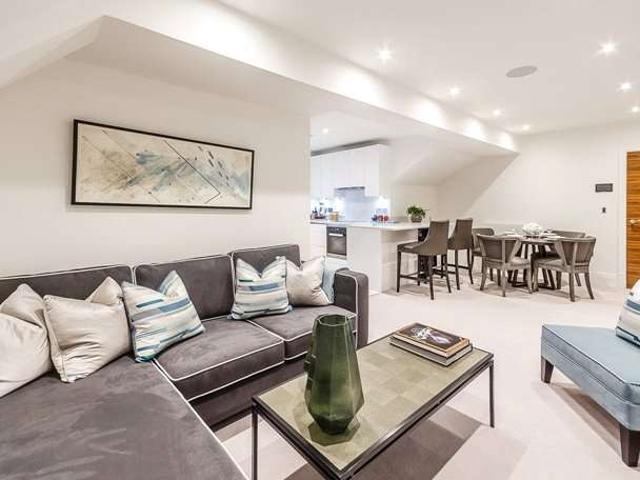 2 Bedroom Flat