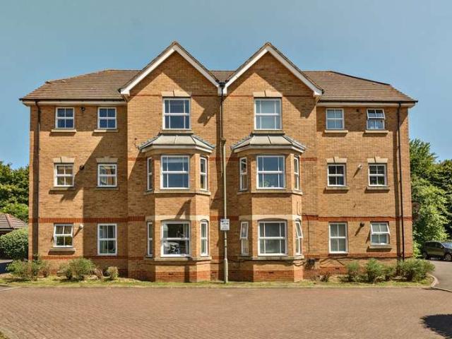 2 Bedroom Flat