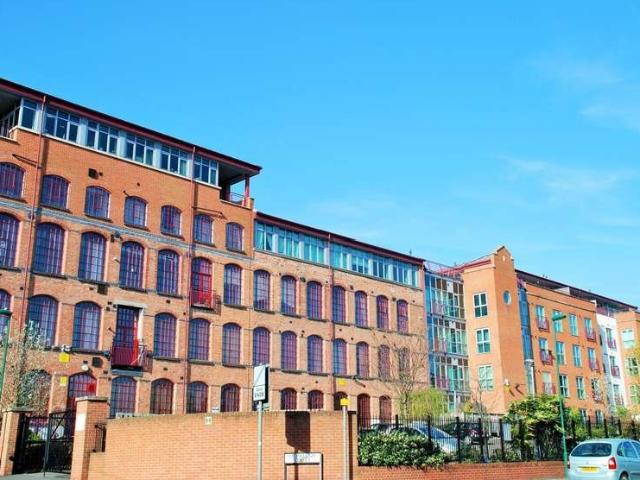 2 Bedroom Flat