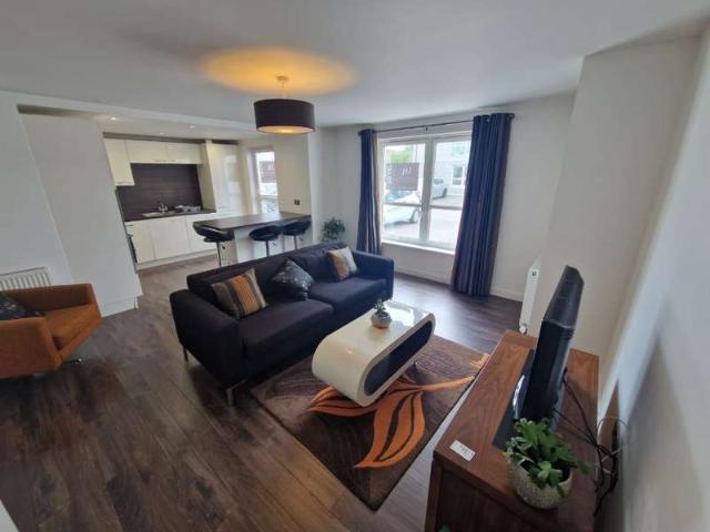 2 Bedroom Flat