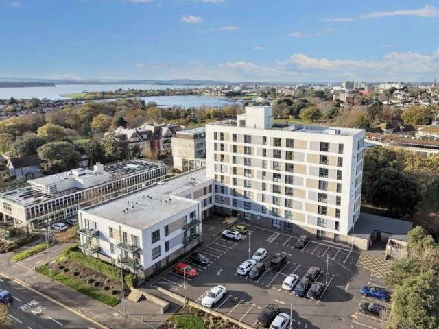 2 Bedroom Flat