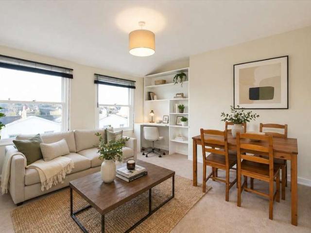 2 Bedroom Flat