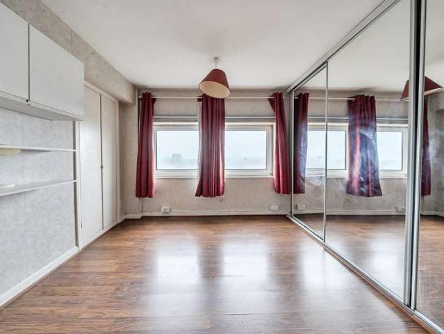 2 Bedroom Flat