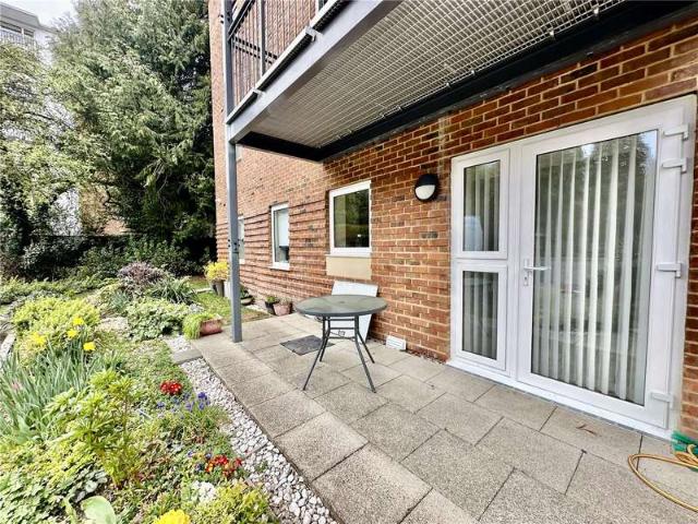 2 Bedroom Flat