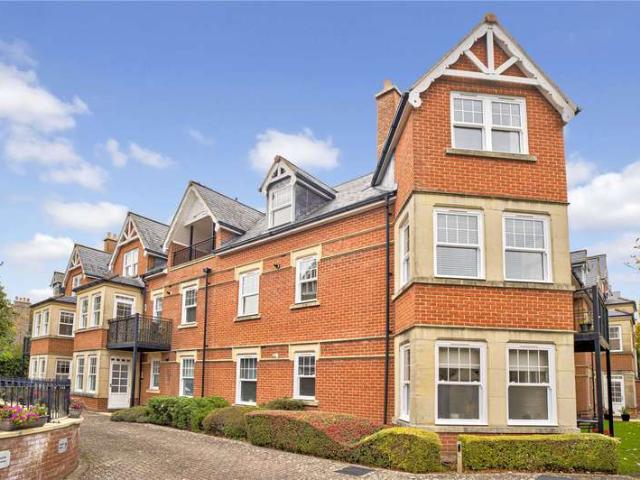 2 Bedroom Flat