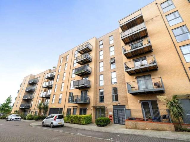 2 Bedroom Flat
