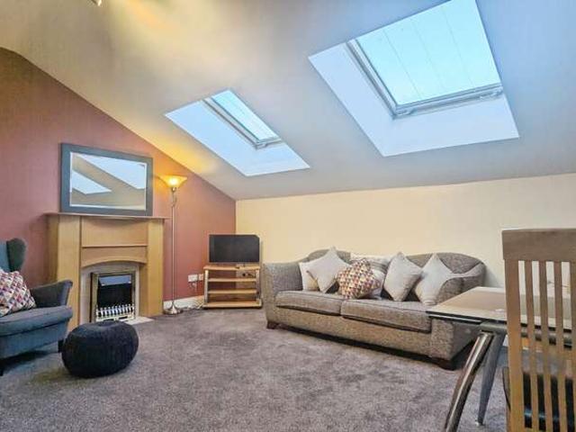 2 Bedroom Flat