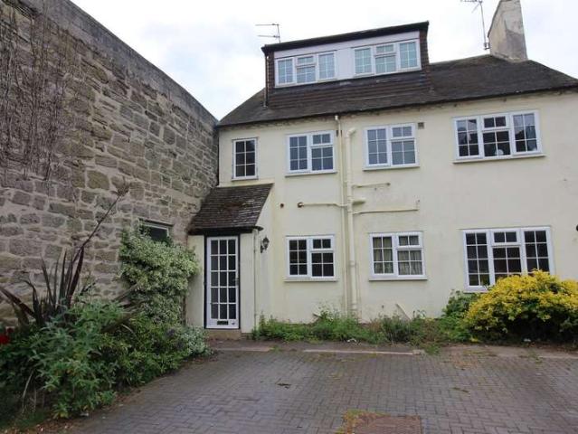 2 Bedroom Flat