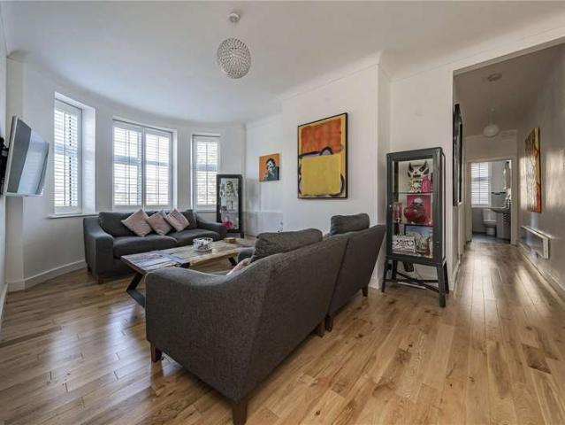 2 Bedroom Flat