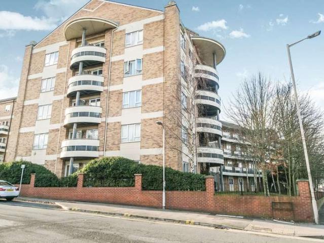 2 Bedroom Flat