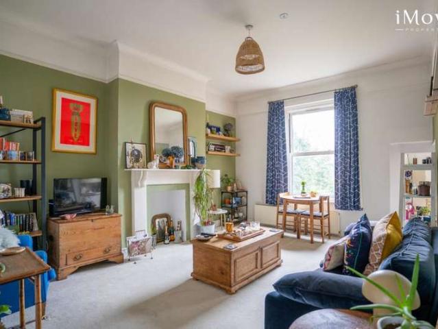 2 Bedroom Flat