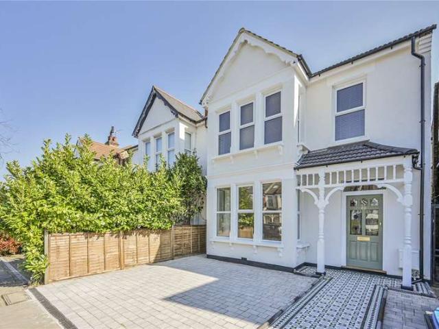 2 Bedroom Flat
