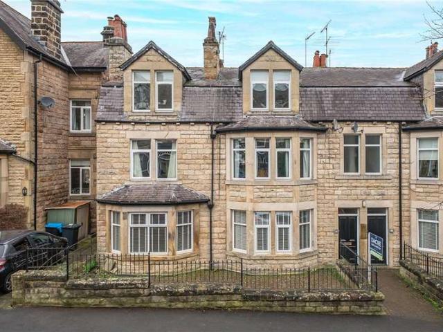 2 Bedroom Flat