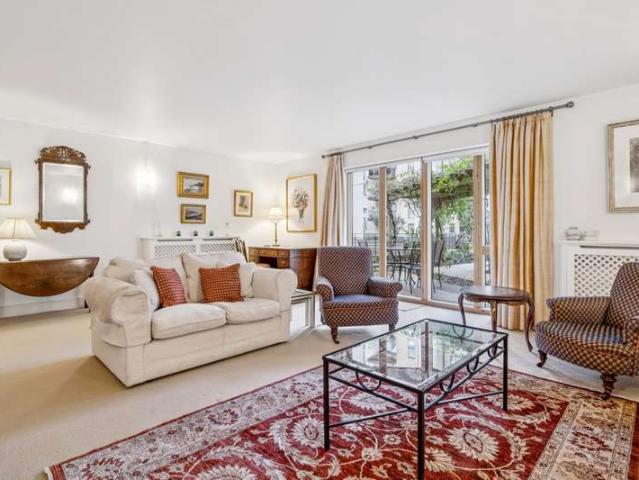 2 Bedroom Flat