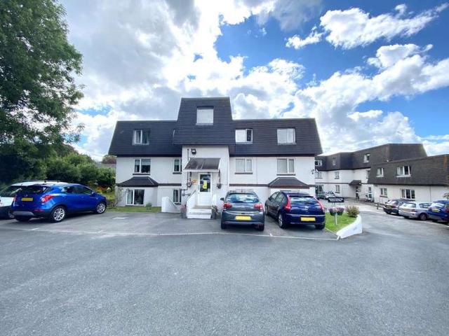 2 Bedroom Flat