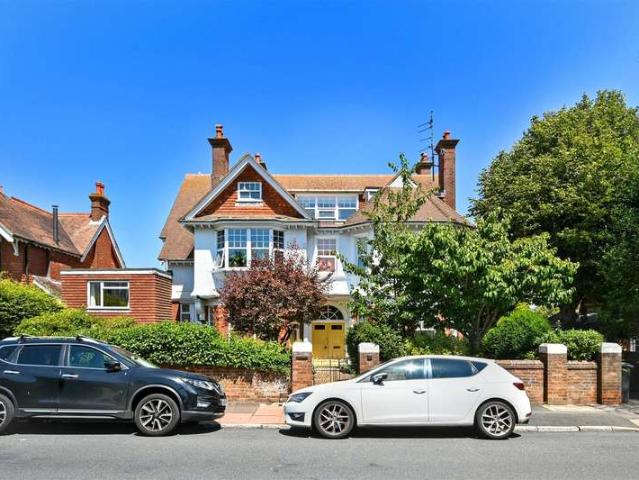 2 Bedroom Flat