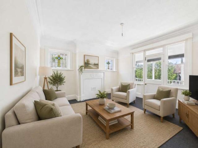 2 Bedroom Flat