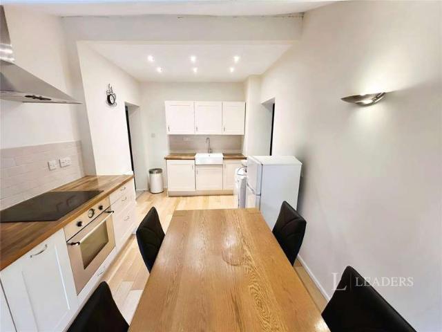 2 Bedroom Flat